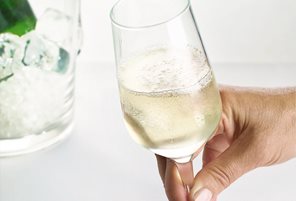 Champagnes et vins effervescents : les fines bulles d’ici et d’ailleurs ...